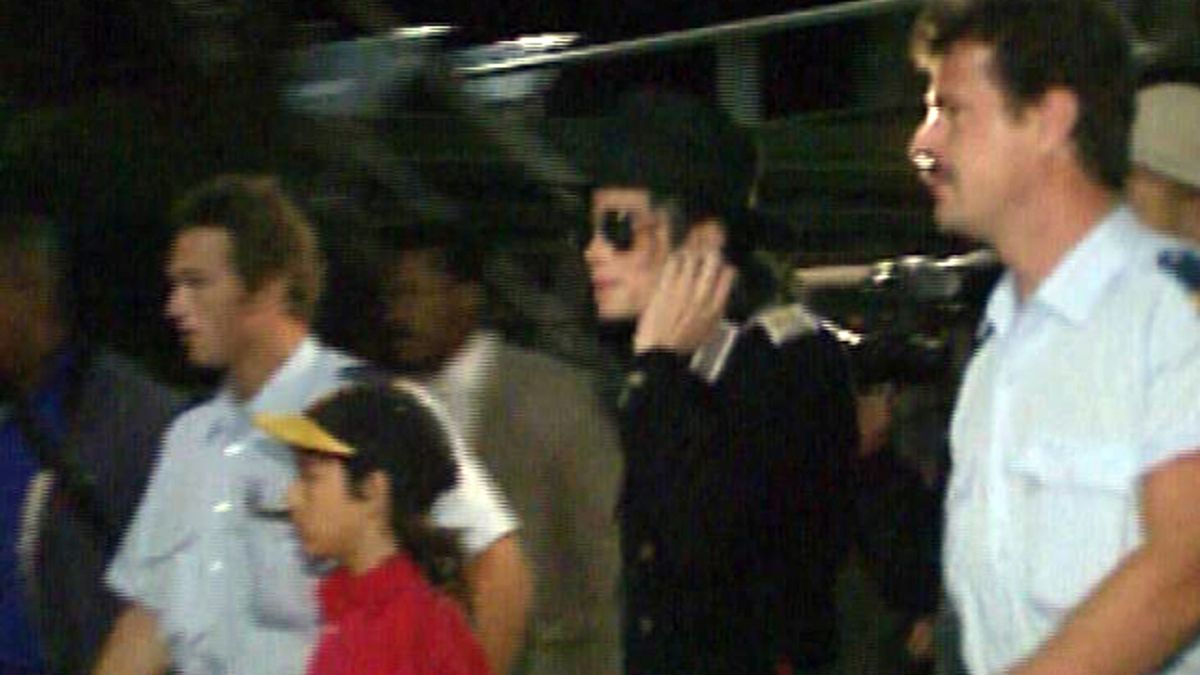 1992: Jackson komt aan in Rotterdam voor de Dangerous Tour - Rijnmond