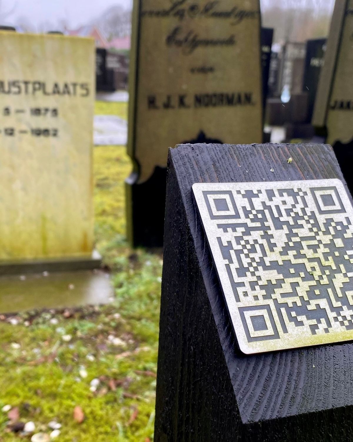 QR-codes brengen begraafplaatsen van Oosterwolde en Fochteloo tot leven ...