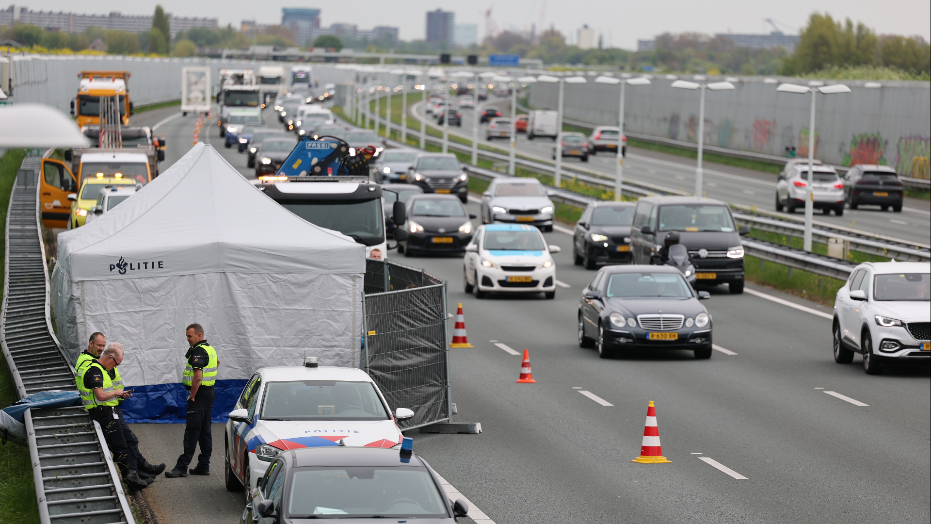 Jesse R. die zijn moeder onthoofdde, is 'hoogbegaafd en manisch ...