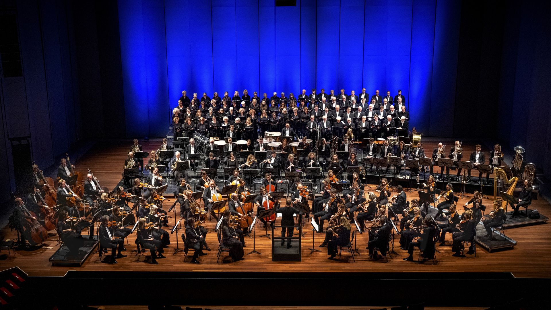 Kijk live: Het Noord Nederlands Orkest - De Schilderijententoonstelling ...