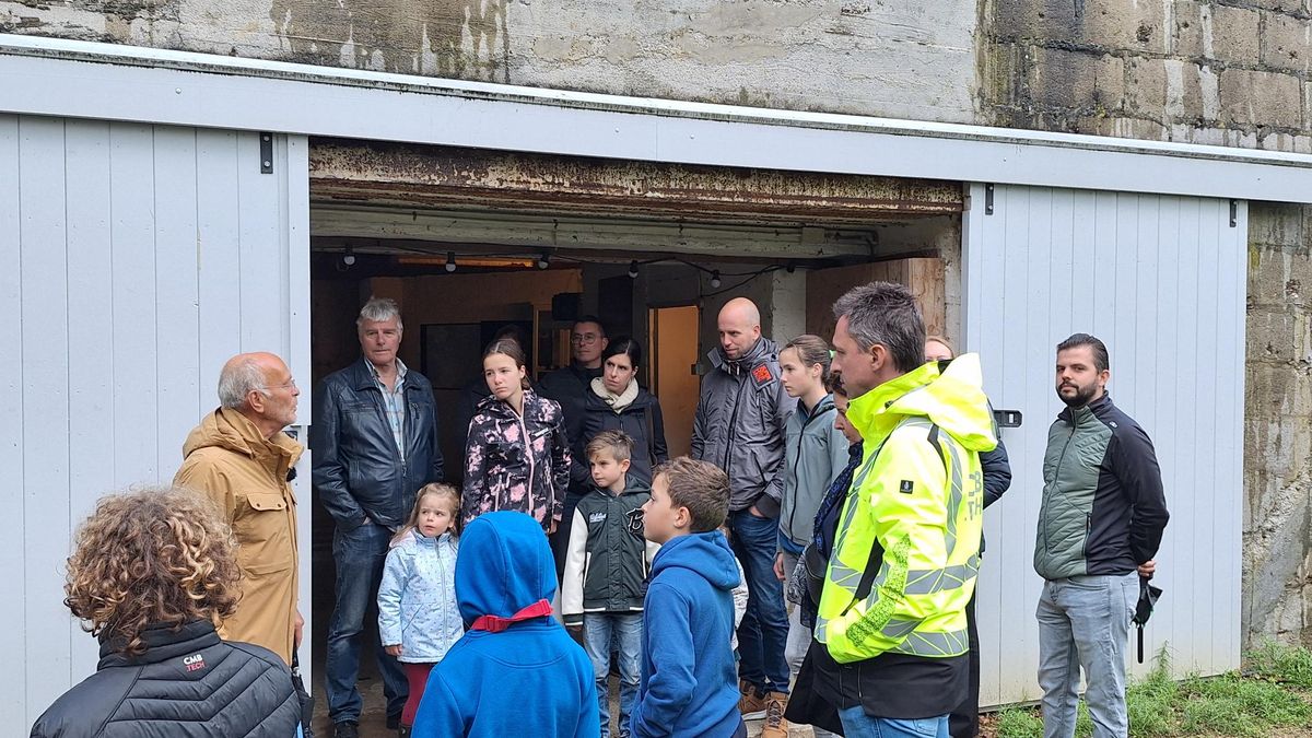 Rondleiding door bunkerdorp Groede: 'Echt indrukwekkend' - Omroep Zeeland