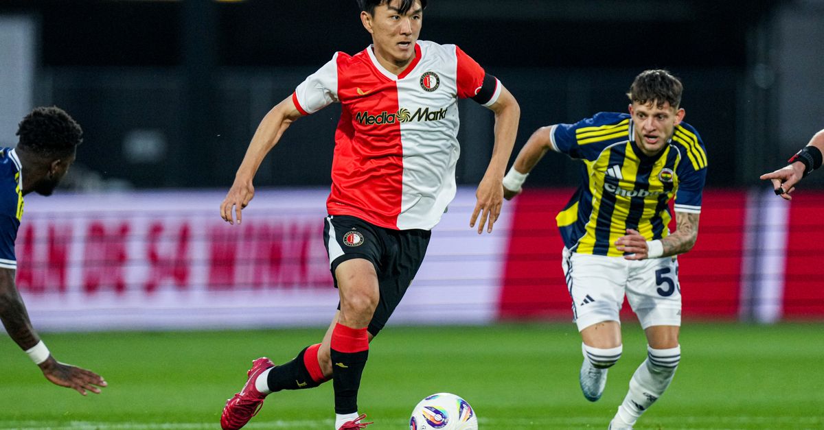 Feyenoorder Hwang man van de wedstrijd op WK met Zuid-Korea - Rijnmond