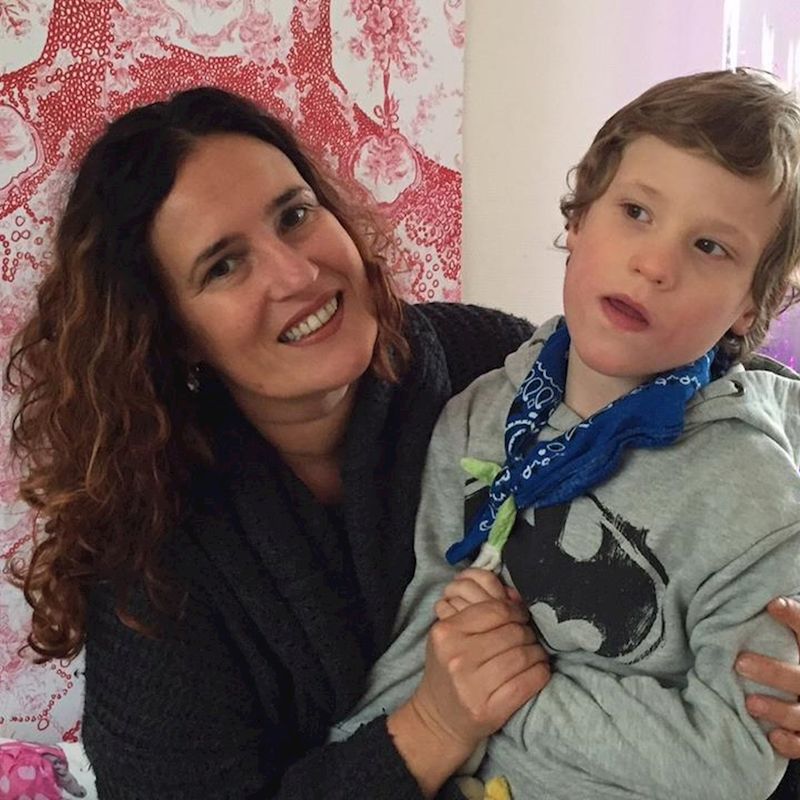 Amerikaans medicijn werkt; Levi in Hengelo leeft zonder epilepsie-aanvallen - Oost