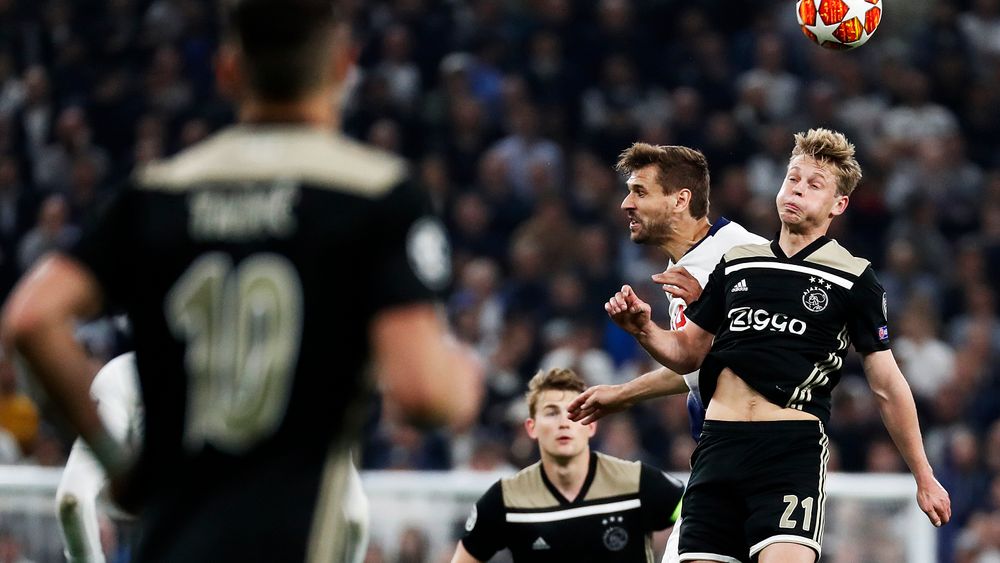 Frenkie de Jong (Arkel) wint met Ajax in halve finale Champions League ...