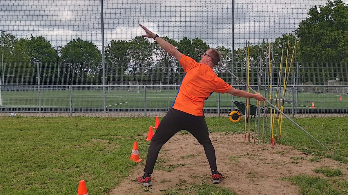 Hyperventilatie tijdens de gymles? Deze docent uit Vianen ziet het ...