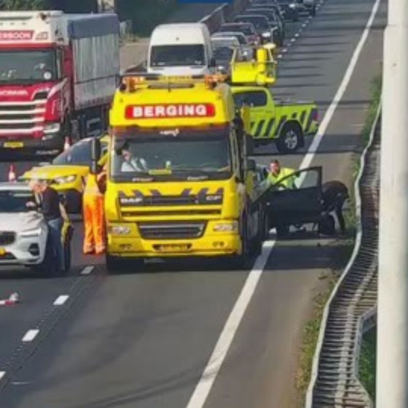 Ongelukken op snelwegen zorgen voor lange files in avondspits - Rijnmond