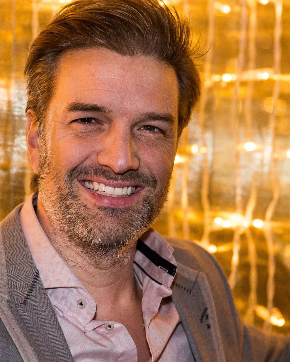 Bas Muijs gegijzeld, mishandeld en beschoten met spijkerpistool ...