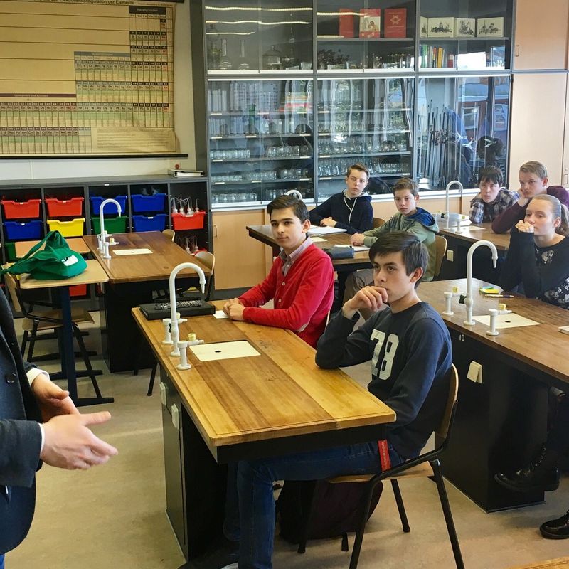 Van der Molen: "Fries volkslied op Friese scholen" - Omrop Fryslân