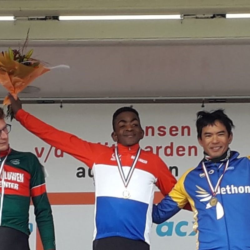 Duinkerke prolongeert titel op NK veldrijden - Omroep Zeeland