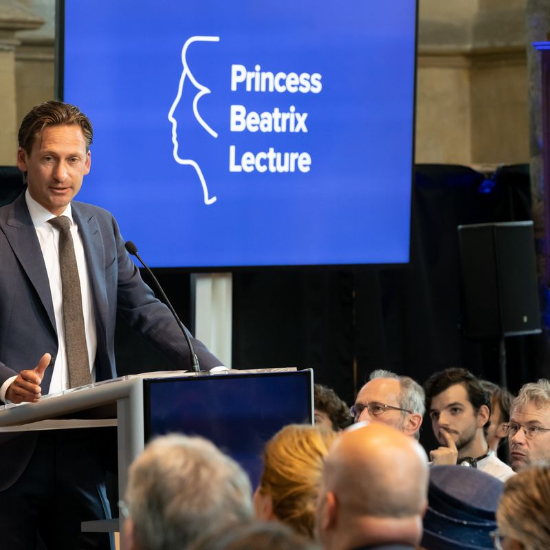 Mathieu Segers overleden: 'Toonaangevende wetenschapper' - L1 Nieuws