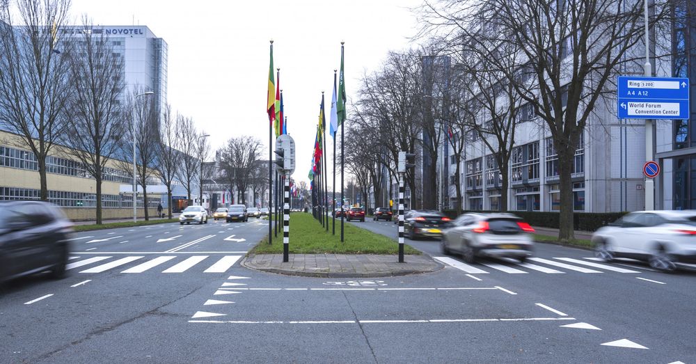 Helft rijstroken Johan de Wittlaan in Den Haag vanaf maandag al afgesloten vanwege NAVO-top ...
