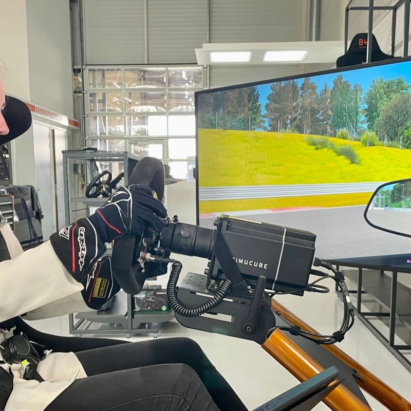 Rijdt Nina Pothof volgend seizoen in het voorprogramma van Max ...