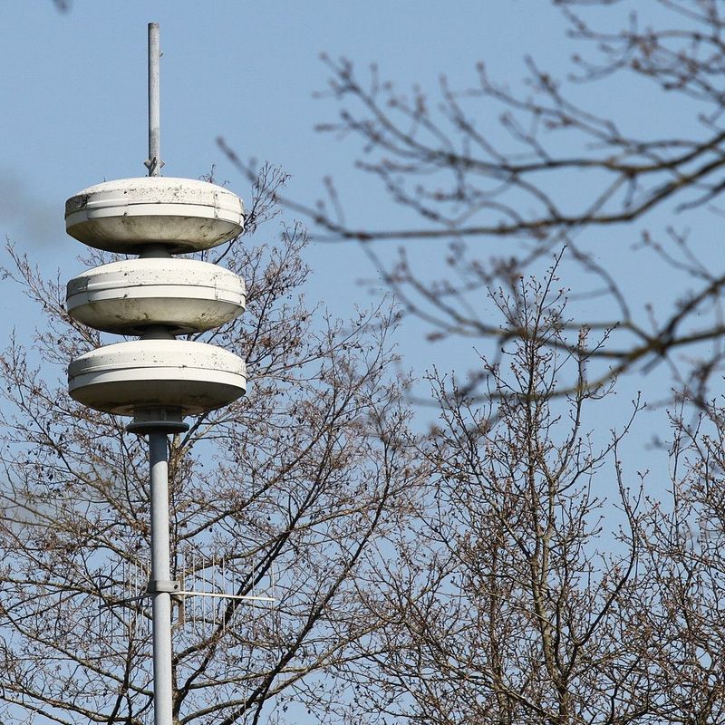 Luchtalarm vandaag te laat vanwege 'heel veel 112-meldingen' - RTV Drenthe