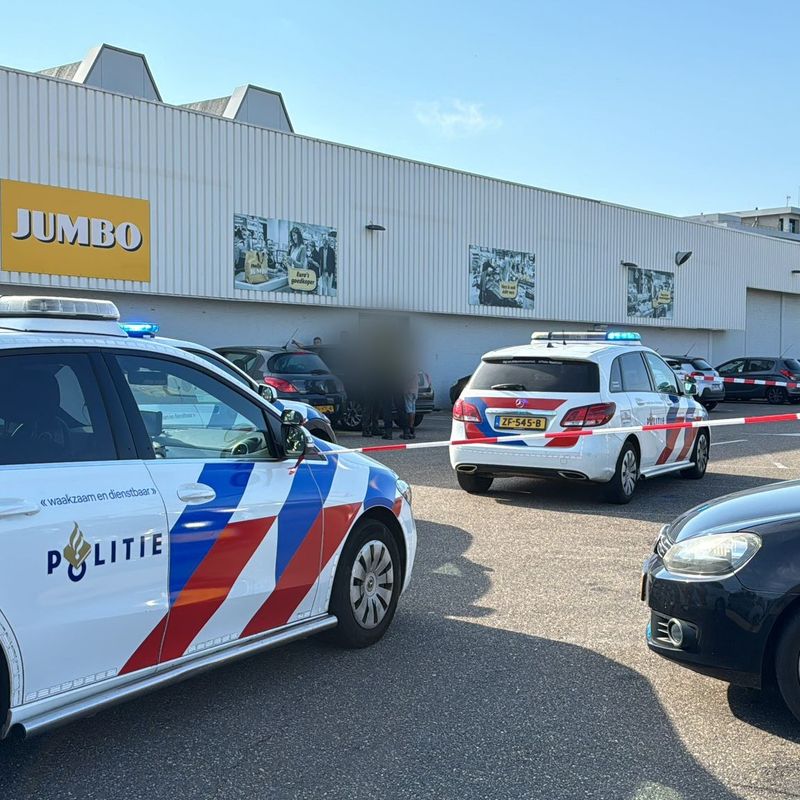 Verdachte (20) steekpartij Maastricht liep in supermarkt rond met mes ...