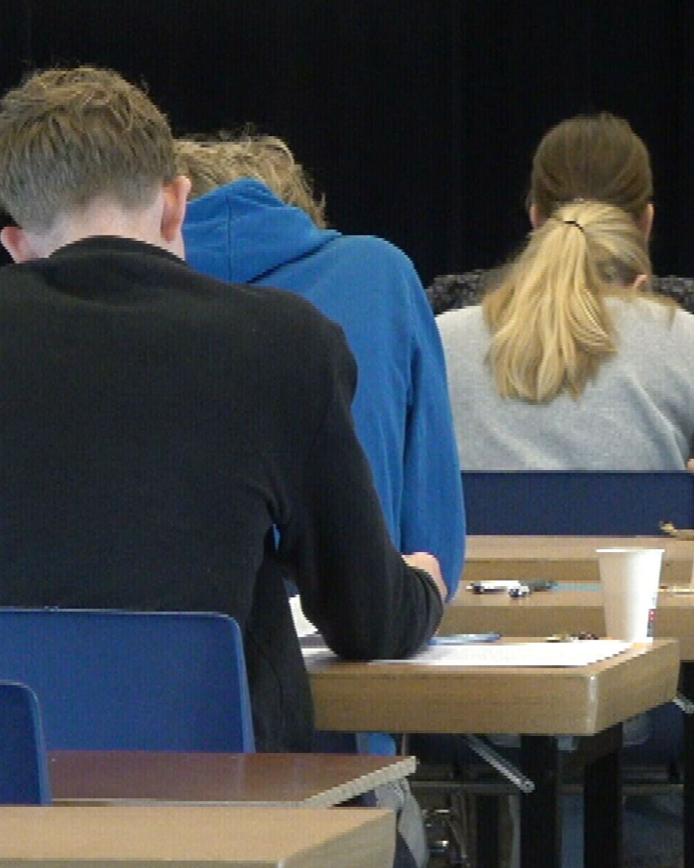 Doel is dat alle skoalbern yn 2030 eksamen Frysk dwaan kinne, mar is ...
