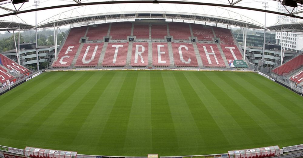 FC Utrecht koopt Stadion Galgenwaard en bouwt open hoeken dicht - RTV ...