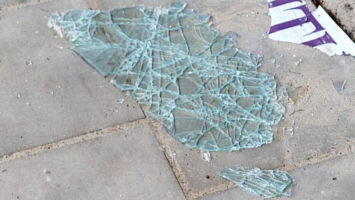 Voetbalclub CEC uit Emmer-Compascuum is vandalisme spuugzat - RTV Drenthe