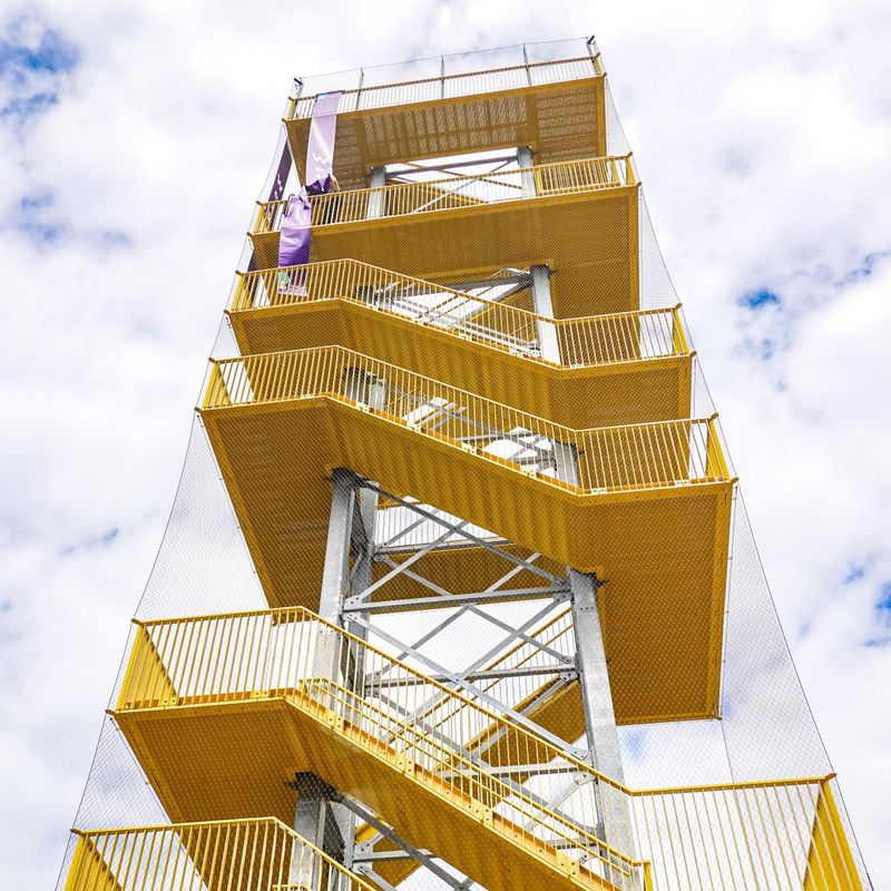 Kijkijzer, Hijgsteiger of Gele Gluurder, wat wordt bijnaam van Haagse ...