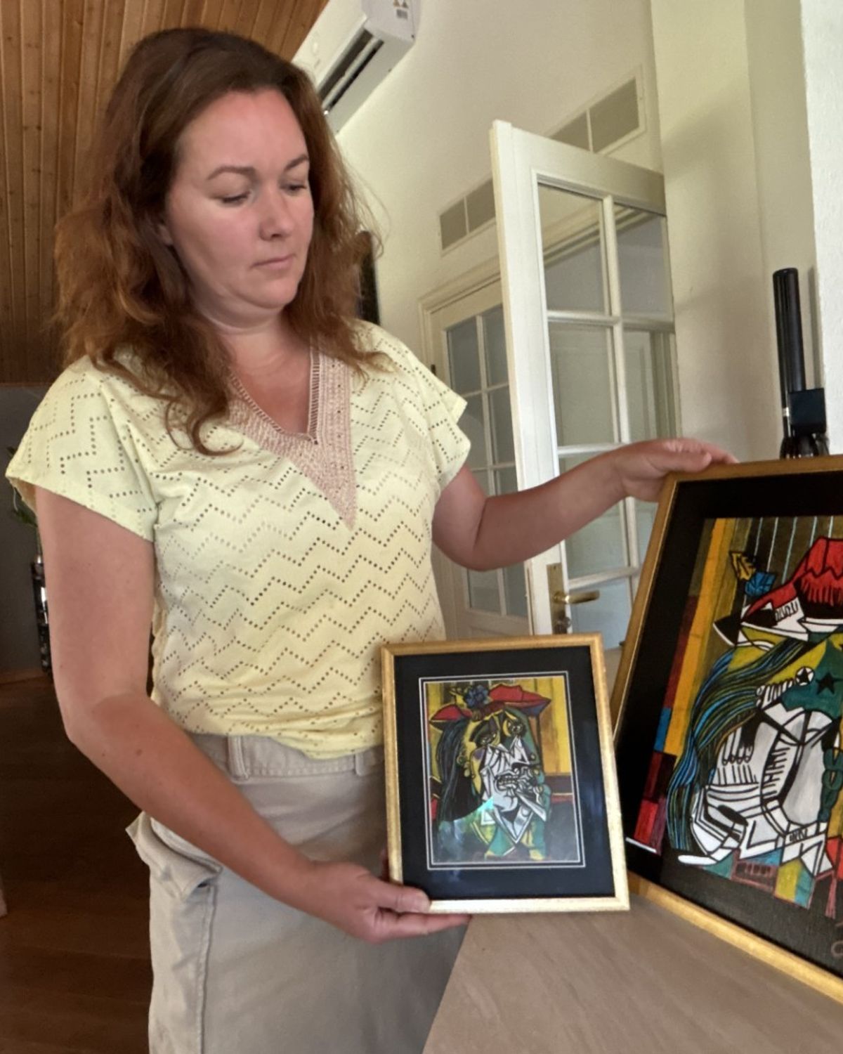 Fenneke ontdekt tekening van dementerende vader: 'Lag verstopt achter ...