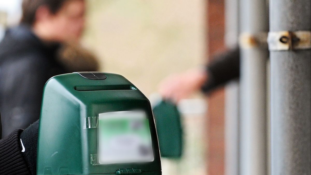 Nepcollectanten halen geld op in Utrecht: 'Nee zeggen mag' - RTV Utrecht