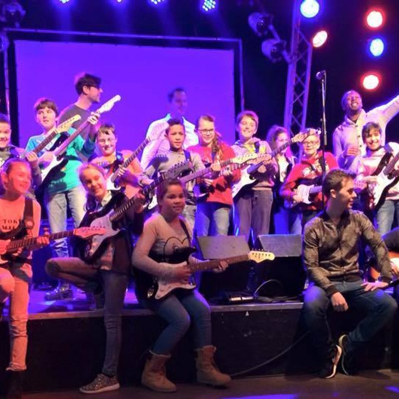 25 kids rocken er op los in Vlissingen - Omroep Zeeland
