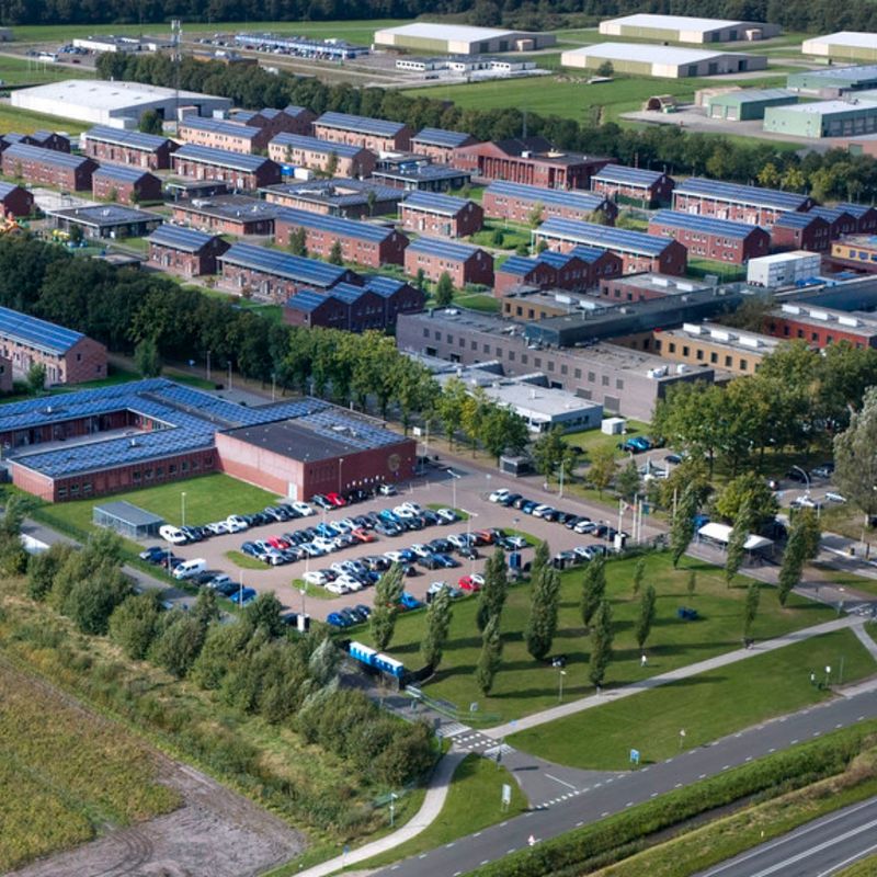 Boete voor te vol aanmeldcentrum Ter Apel loopt verder op - RTV Noord