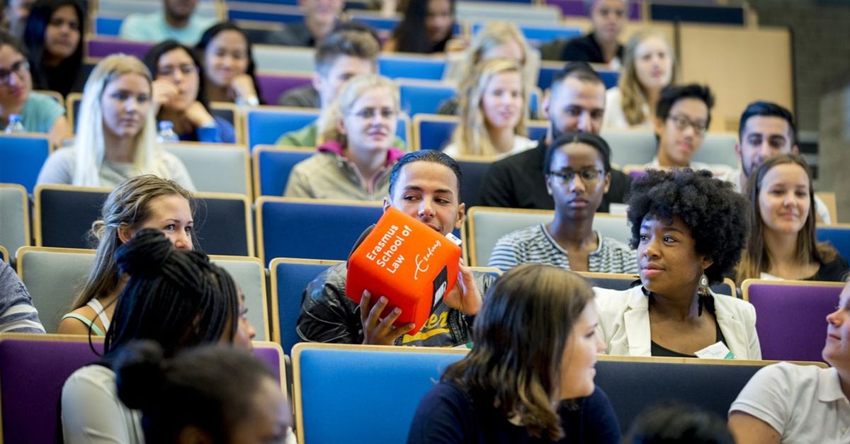 Hogeschool Viaa in Zwolle weer beste middelgrote hogeschool van ...