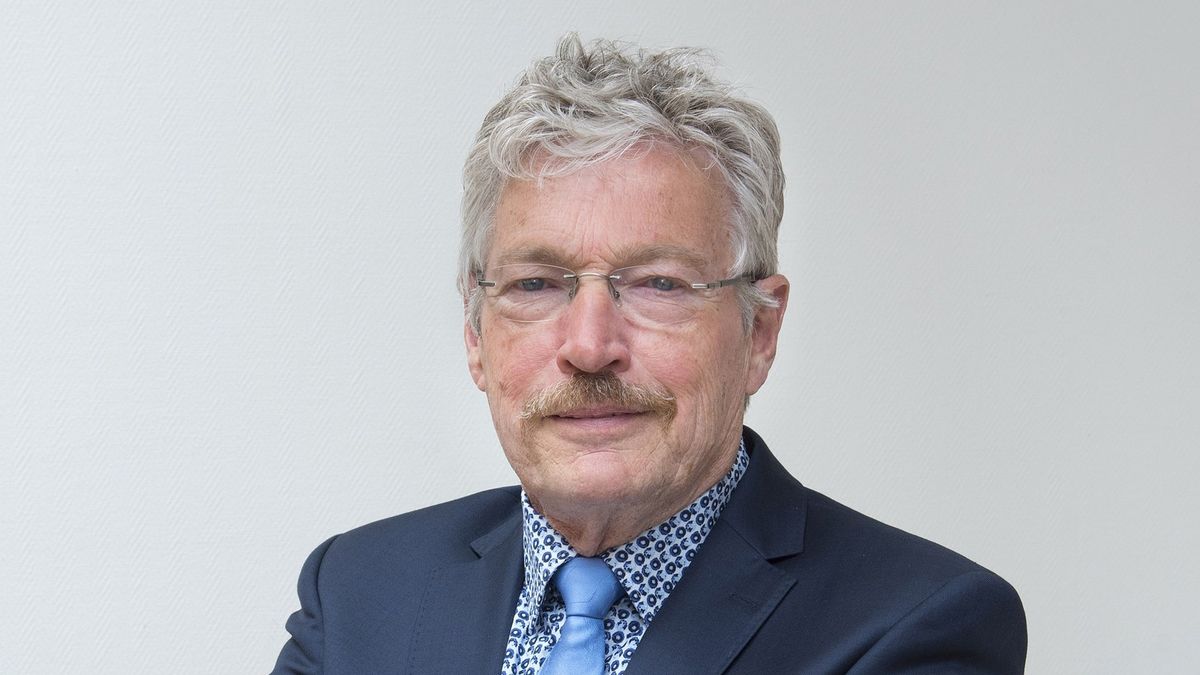 Jan Menninga (71) maakt eerste én laatste begroting Delfzijl: 'Tijd ...