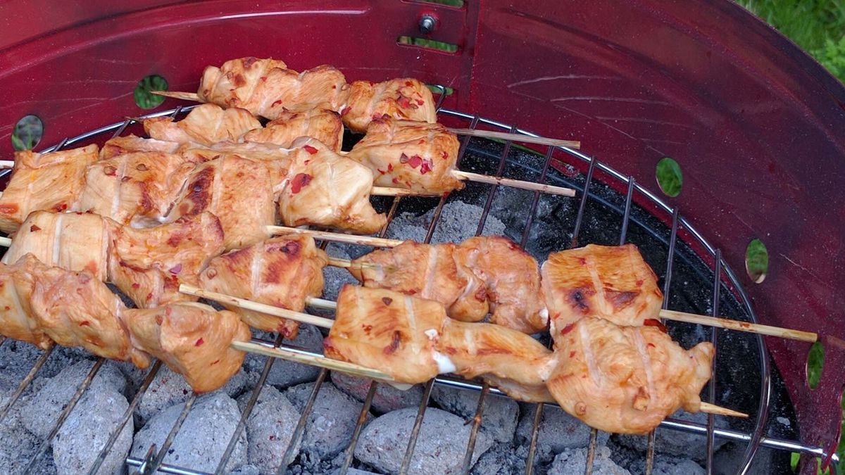 Ruim je rommel op in park Rijswijk anders ben je je bbq-borg kwijt ...