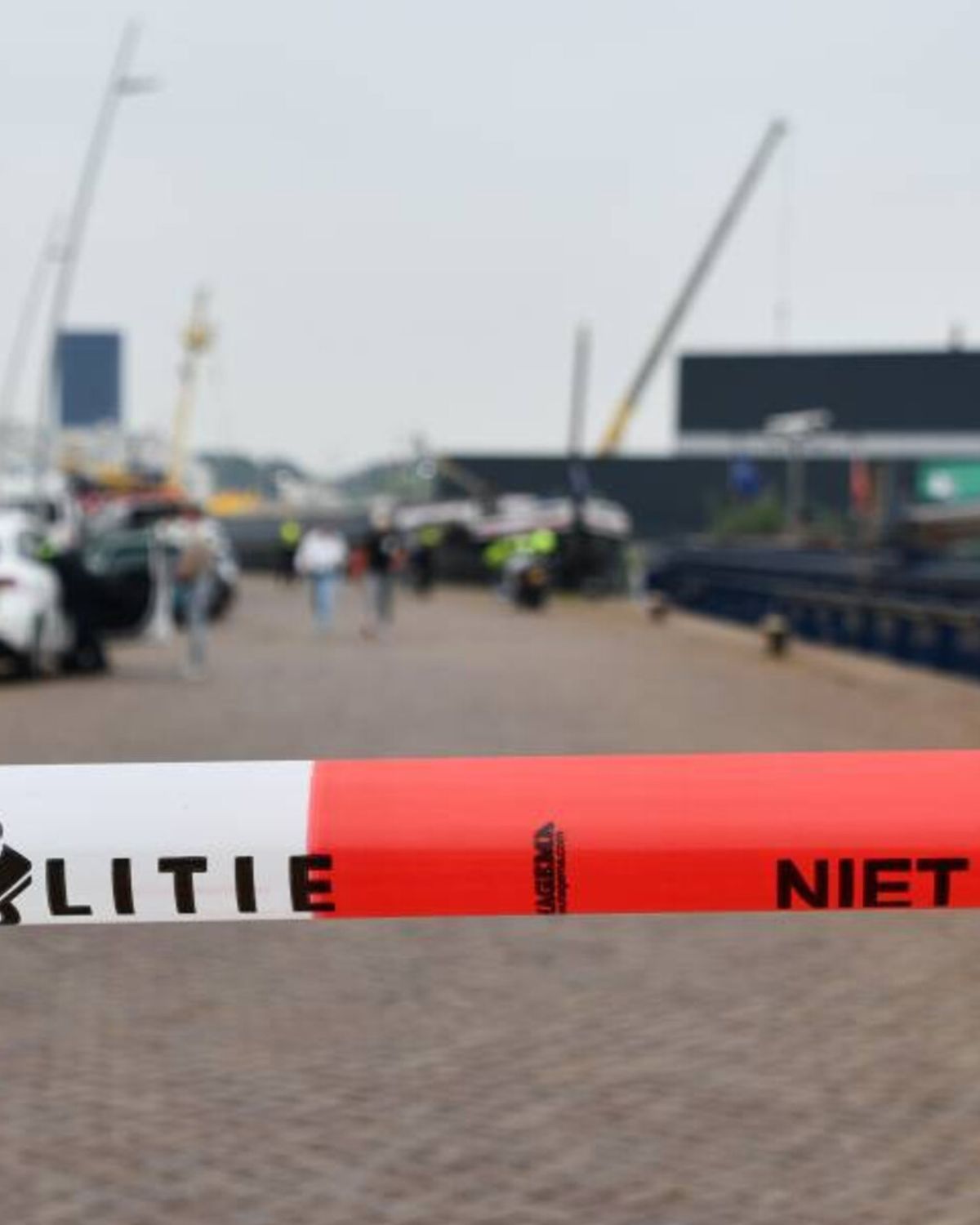 Man (42) aangehouden na vondst dode vrouw in kanaal in Terneuzen - Omroep Zeeland