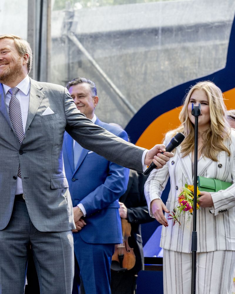 Koning opent het Oud Limburgs Schuttersfeest en vuurt eerste schot af - L1 Nieuws