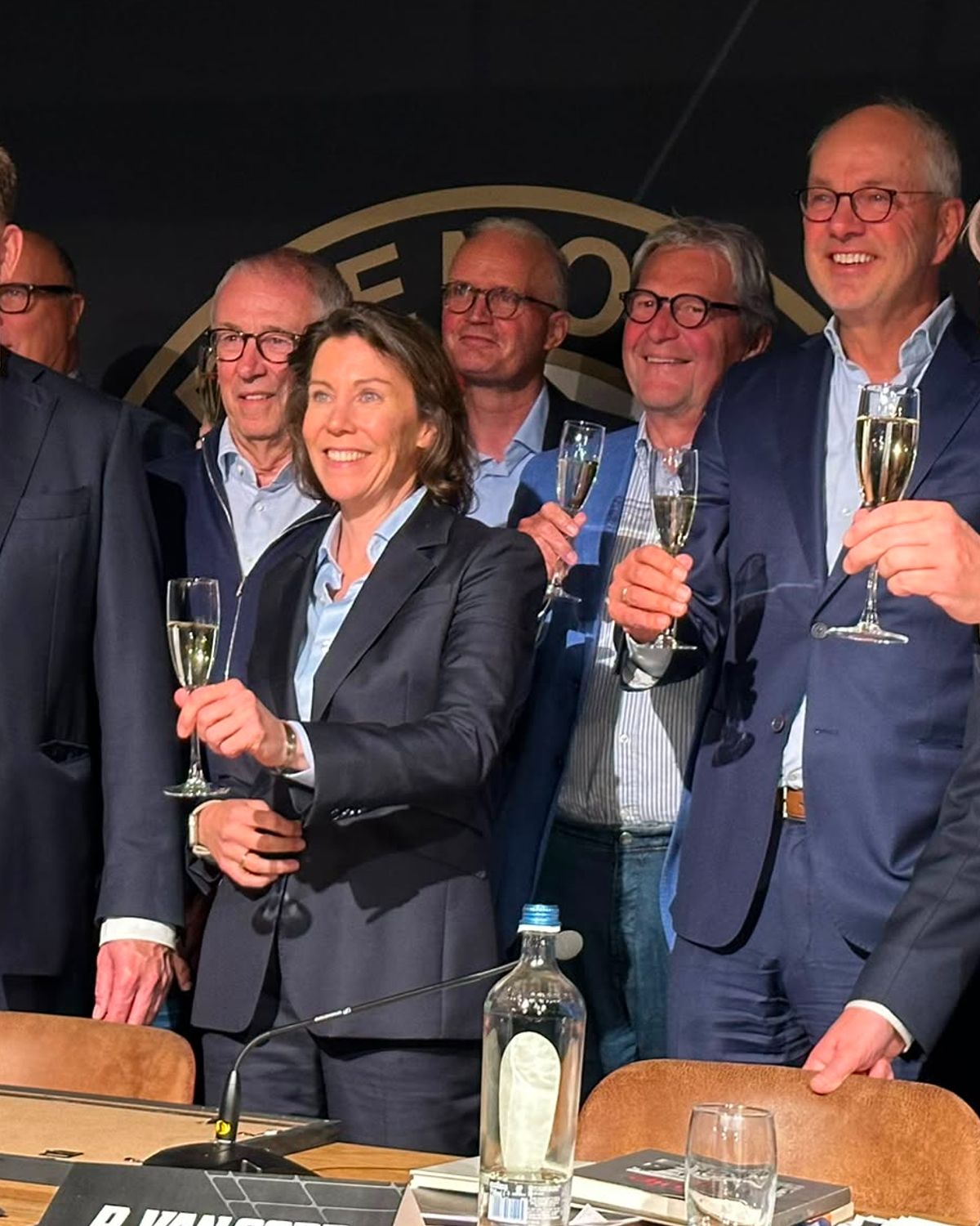 Feyenoord legt gevolgen eenwording met De Kuip uit: 'Dit gaat niet ten ...