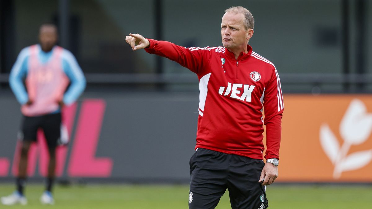 'Sipke Hulshoff wordt assistent-trainer bij Feyenoord' - Omrop Fryslân