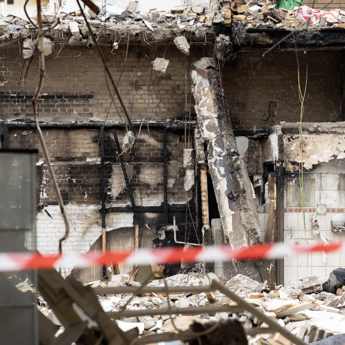 Liveblog explosie flat Den Haag | Nieuwe foto's van rampplek Tarwekamp ...