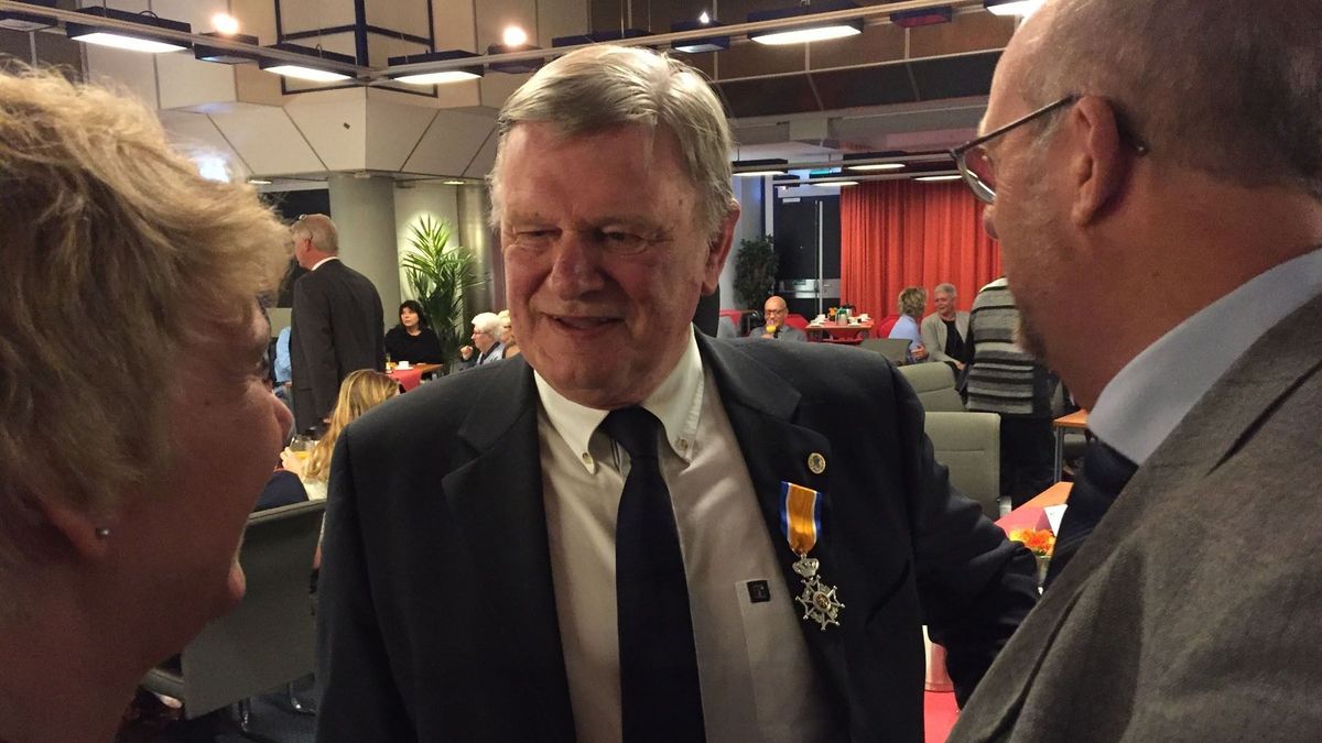 Voormalig topscheidsrechter Egbert Mulder (80) overleden - RTV Noord