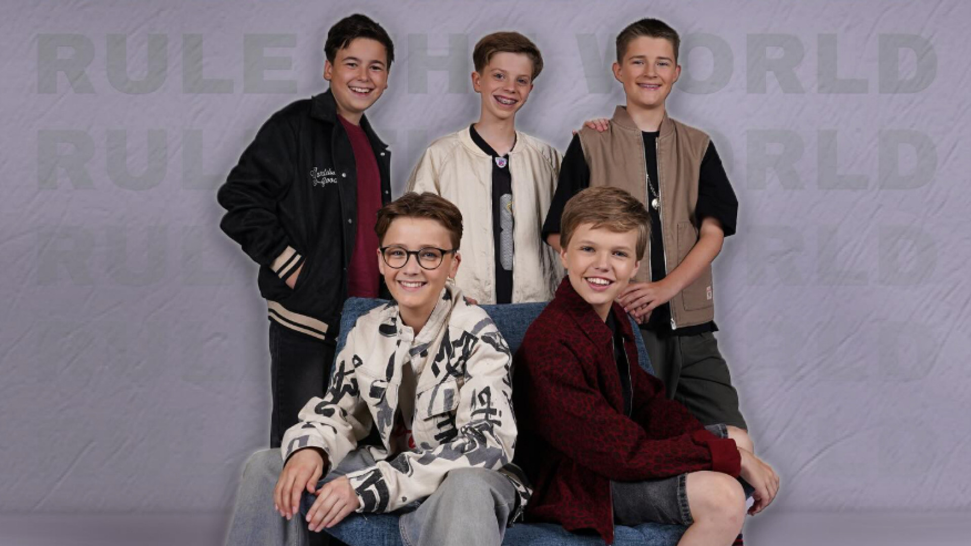 Gaat Duuk naar Songfestival? 'Dan poep ik denk ik 36 kleuren in mijn ...