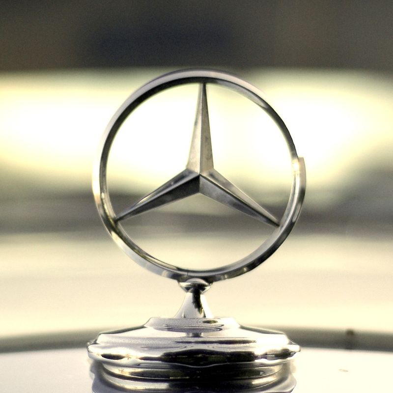 Stadjer moet aanschaf dure Mercedes met celstraf bekopen - RTV Noord