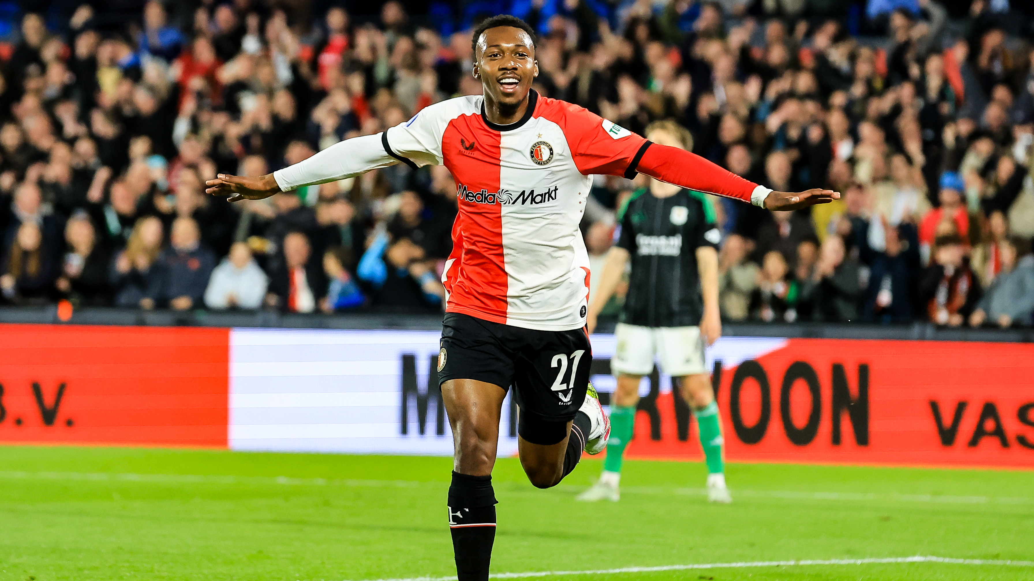 Het succesvolle seizoen van Milambo bij Feyenoord: een nauwkeurige ...
