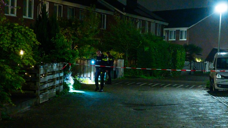 Verdachte aangehouden voor schietpartij | Fietser gewond na aanrijding door auto - Rijnmond