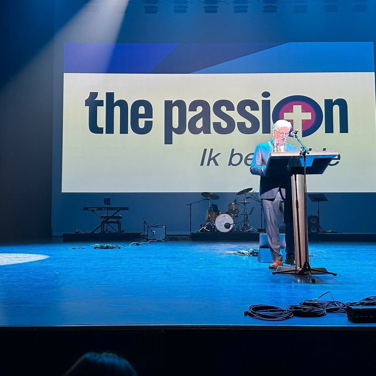 Met trots presenteerde burgemeester Erik van Merrienboer het thema van ...