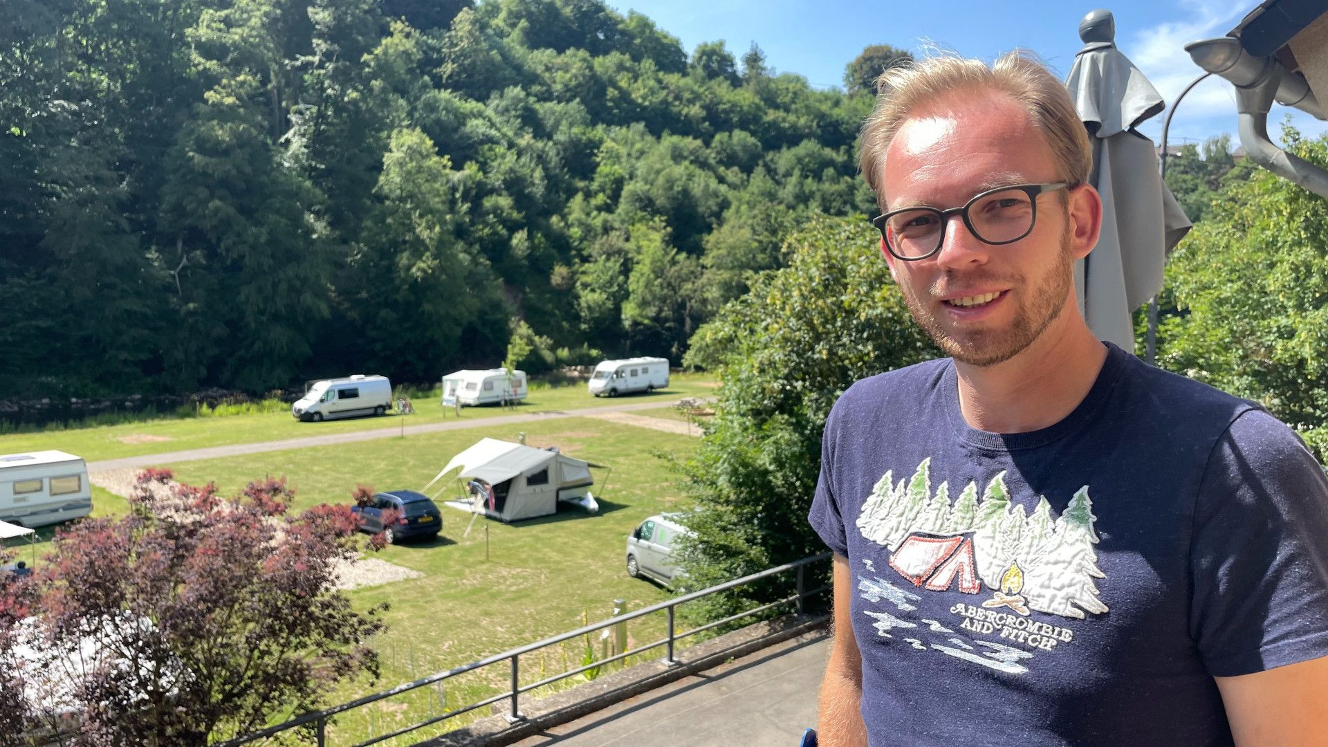 Gevolgen van overstroming nog steeds voelbaar op camping: 'Minder ...