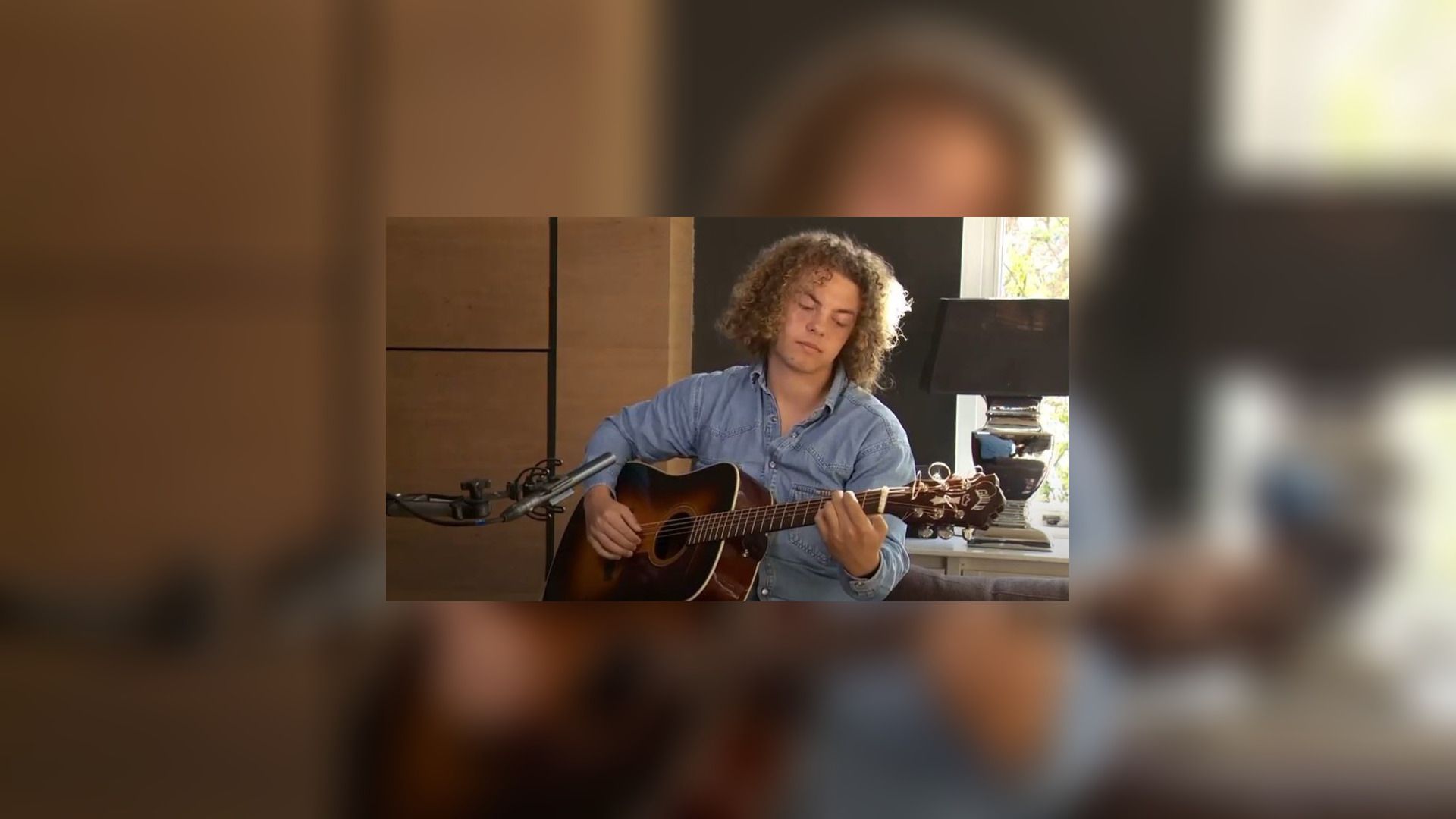 Harlinger zanger Boaz komt met debuutalbum: "Ik wilde altijd ...