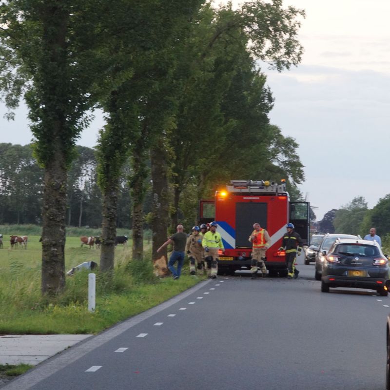 Bestuurder (53) zwaargewond bij ongeval in Onderdendam (update) - RTV Noord