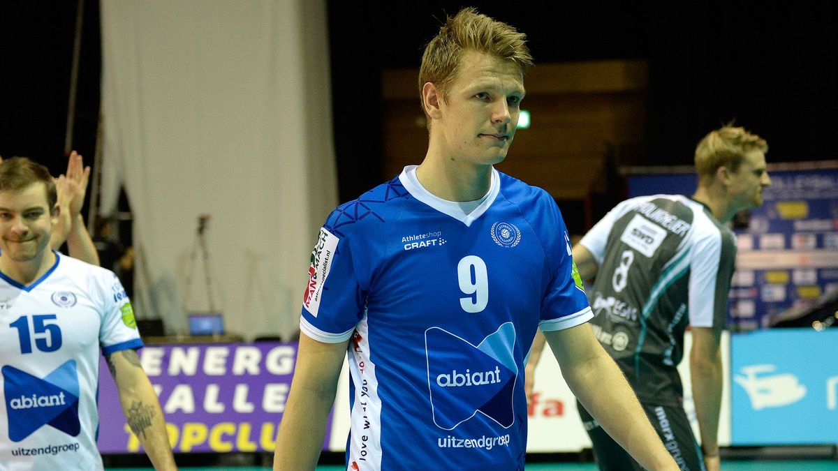 Van Schie kan in België 'gewoon' volleyballen: 'Het wordt hier gezien ...