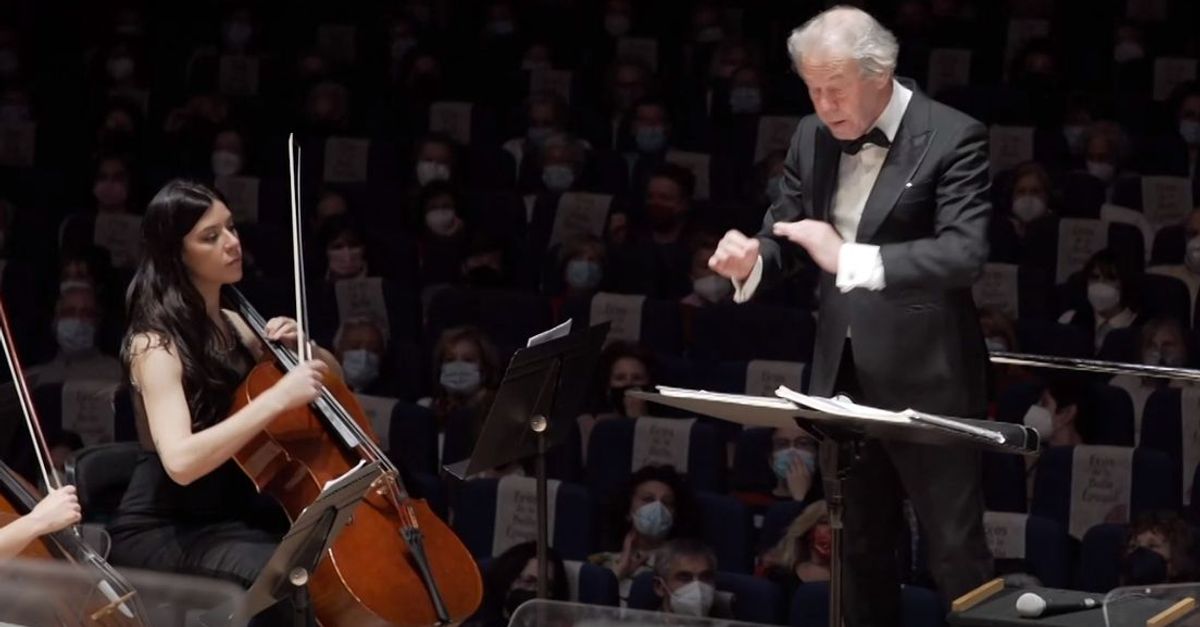 Dirigent Jan Cober stopt bij Koninklijke Harmonie van Thorn - L1 Nieuws