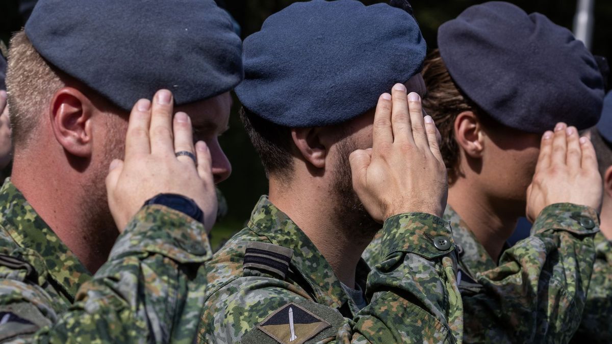 Sytze wilde altijd al het leger in en laat zich niet afschrikken ...