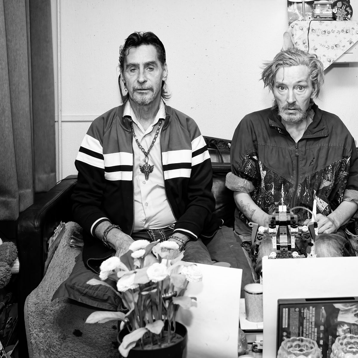 Allebei verslaafd, de ene dakloos en de ander stiekem homo: Marcel en ...