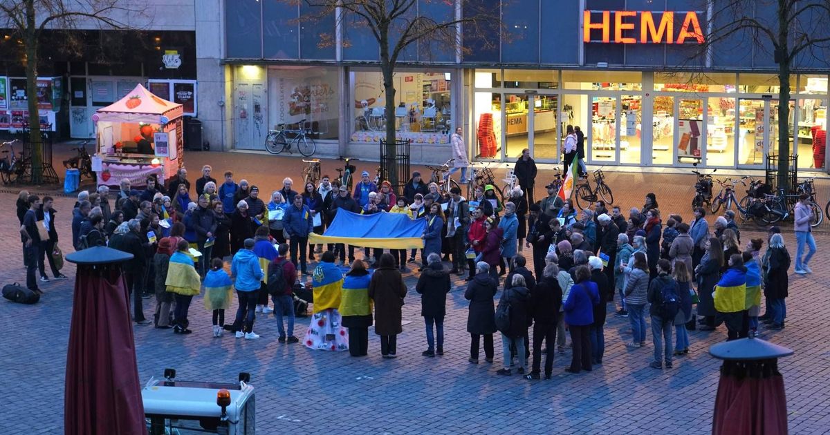 Deze mensen zijn nog dagelijks bezig met de grote oorlog in hun land ...
