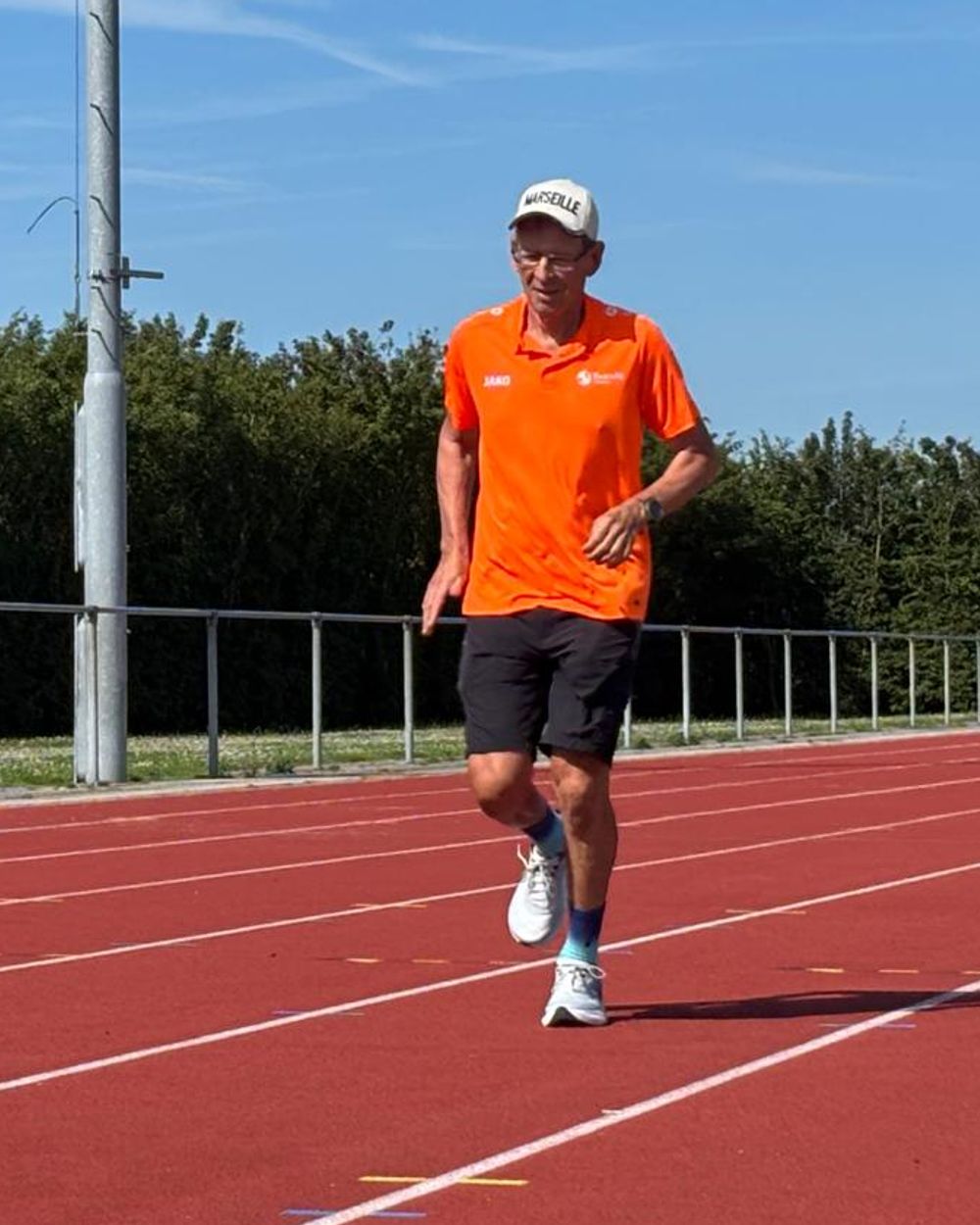 Koen (69) uit Vlissingen leeft nog dankzij stamceldonatie en pleit voor ...