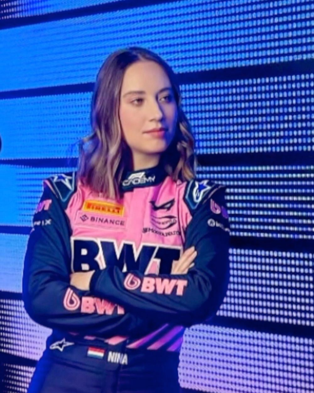 Nina Gademan start van pole-position bij F1 Academy-debuut maar rijdt ...